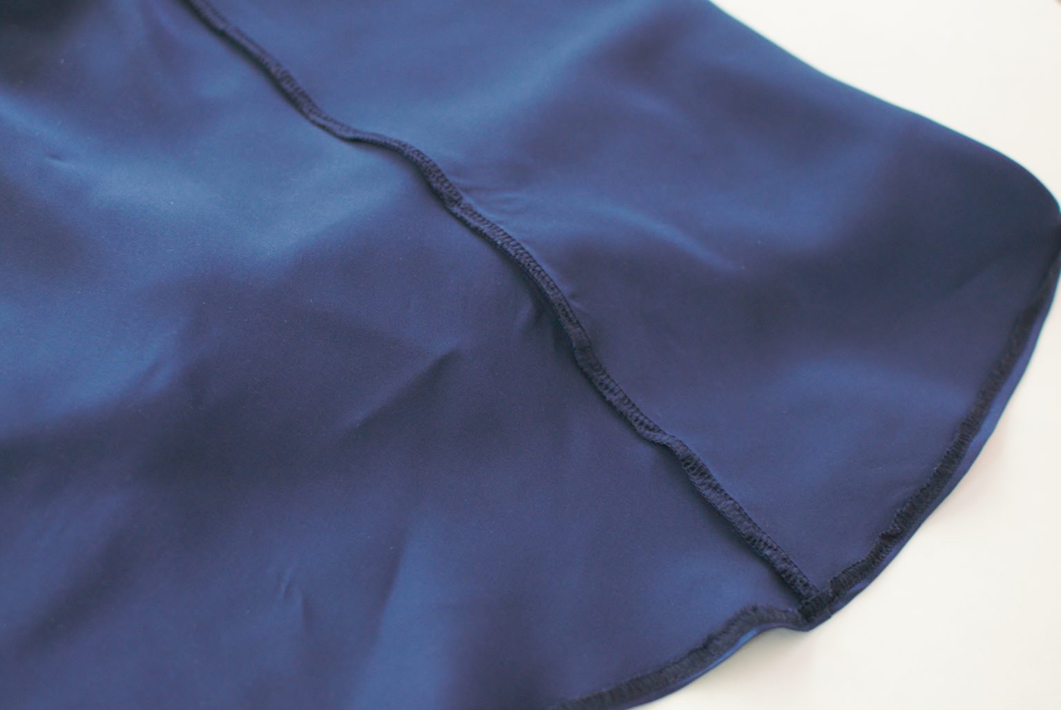 Review: Silk Loungewear for Small Plus Size Bodies