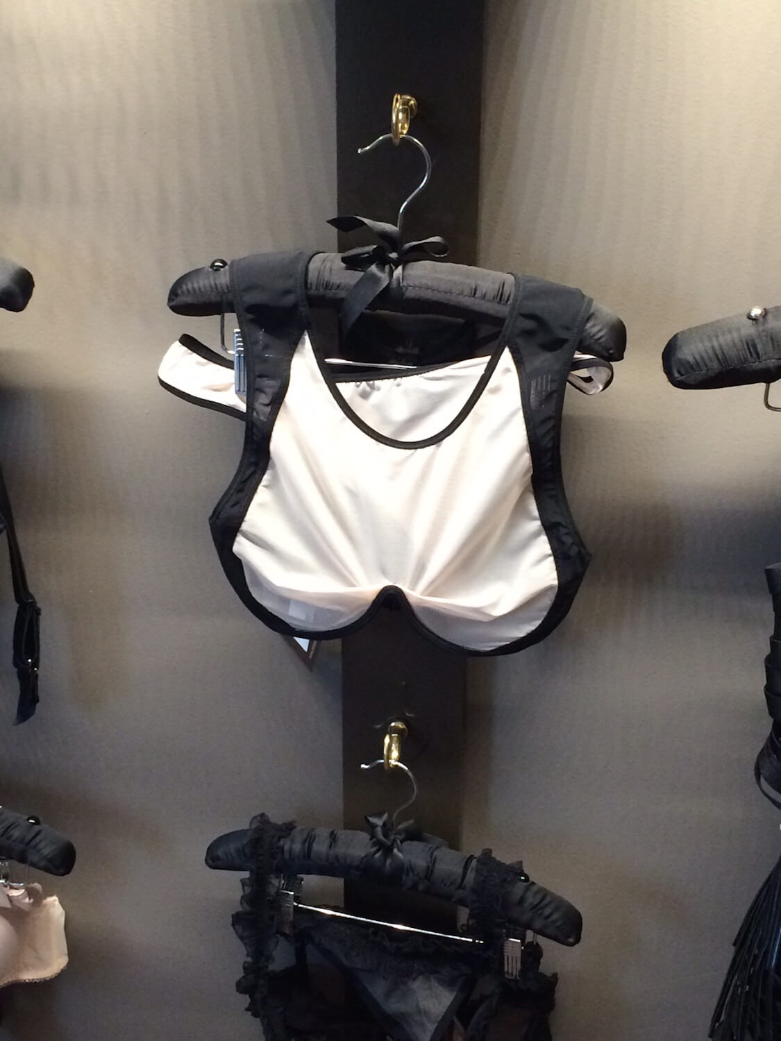 Shop Review: Pleasurements Lingerie