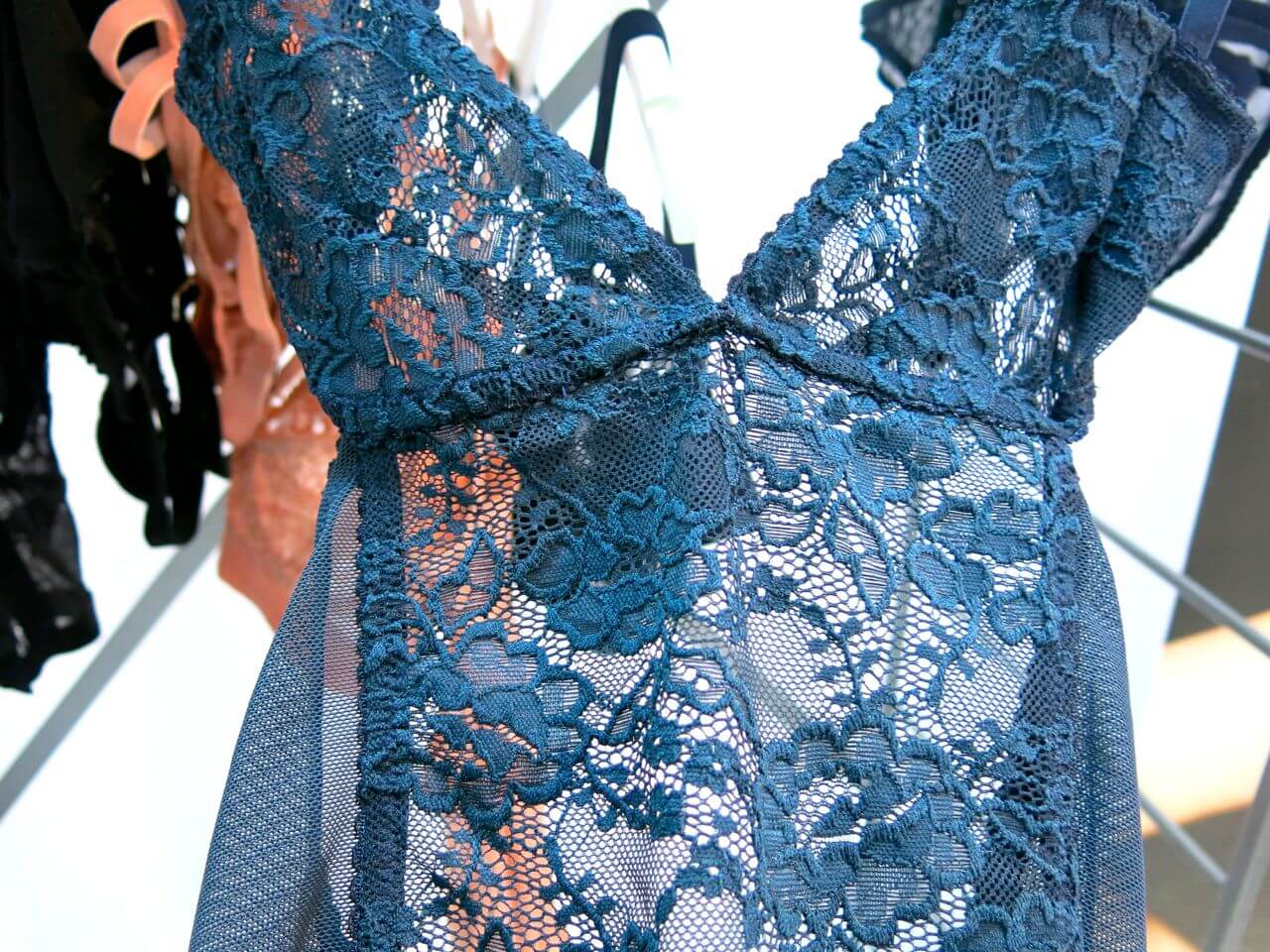 NYC Lingerie Market A/W 2014 - The 4 Biggest Color Trends for Next Season