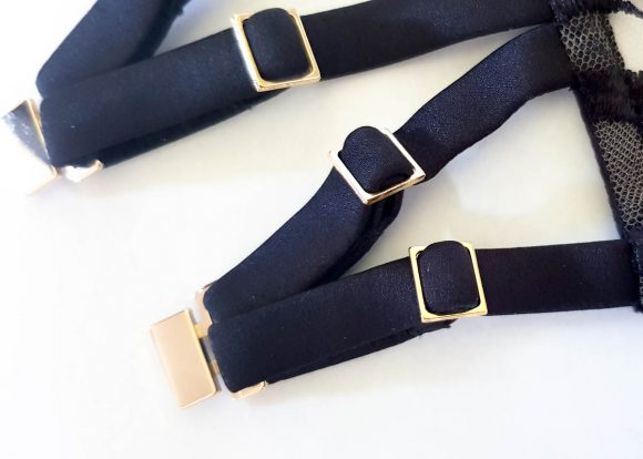 Luxury Lingerie Review: Studio Pia 'Naga' Embroidered Set